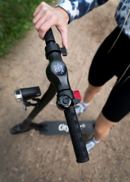 ivory > CITY BLITZ HULAJNOGA ELEKTRYCZNA WYCZYNOWA 8' 250W